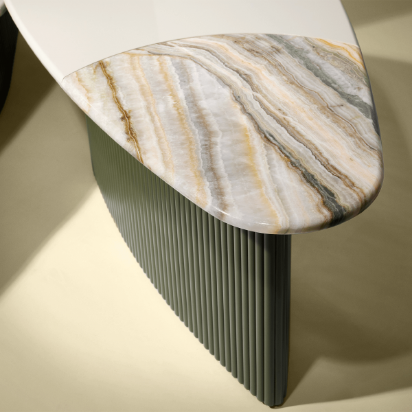 BELIEVE set of 3 tables in lacquer and onyx stone